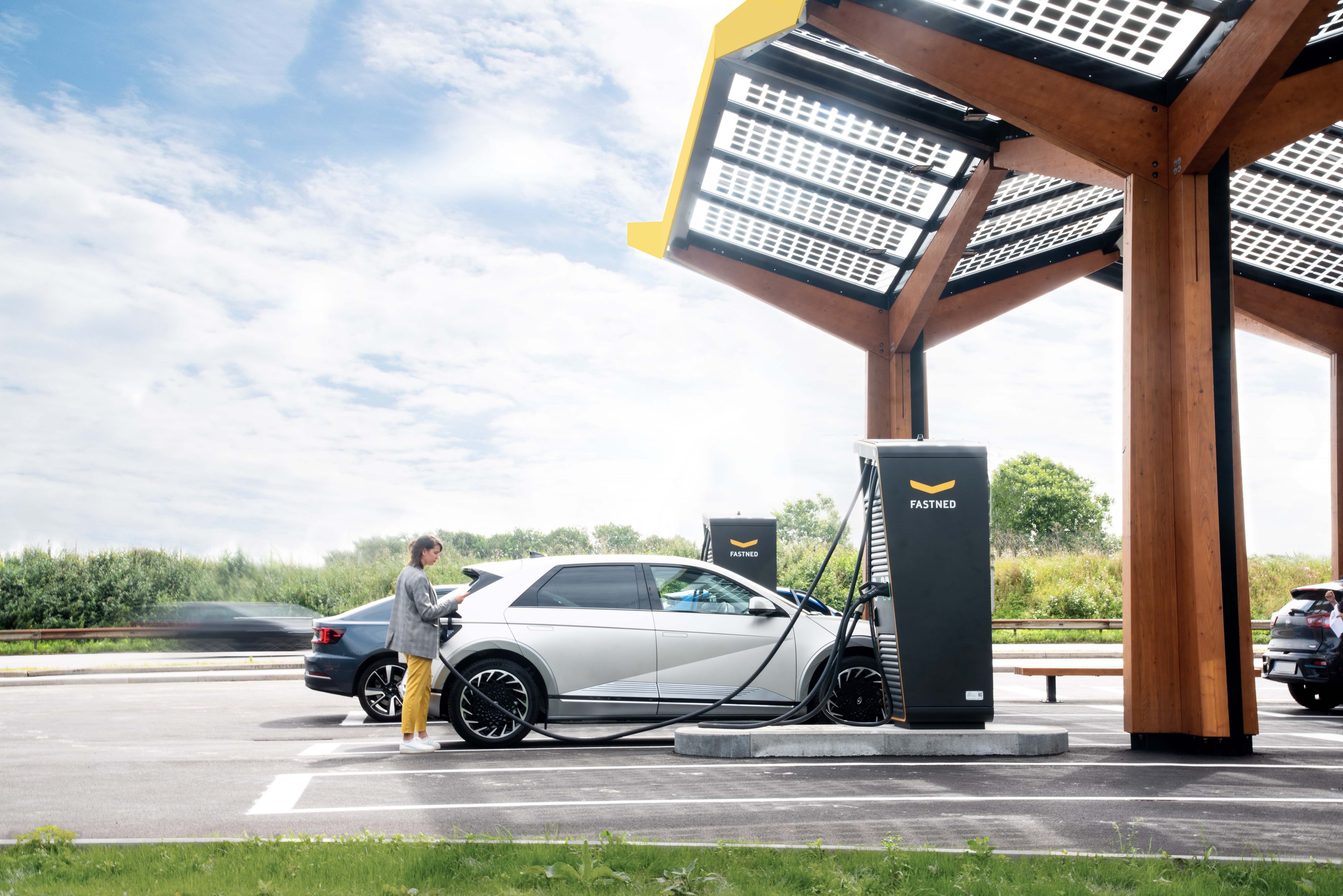 Scholt Energy closes an eight-year Corporate Power Purchase Agreement